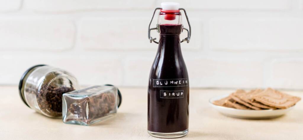A New Year’s Eve aperitif: Sugar-free mulled wine syrup to add to ...